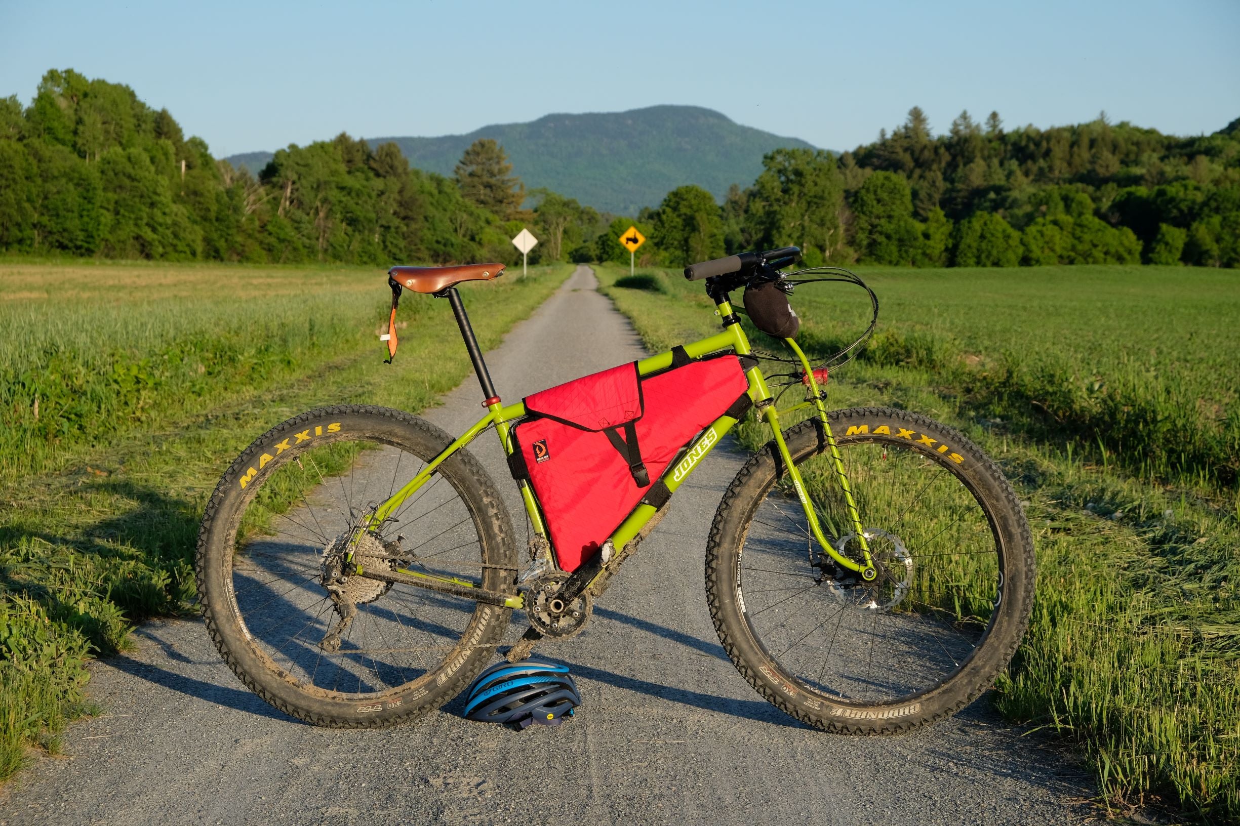 Custom Builds – Bootlegger Bikes